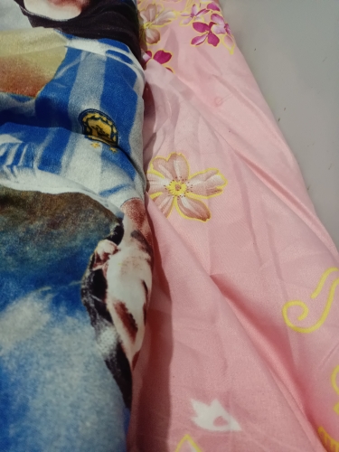秋甜瑞涵 