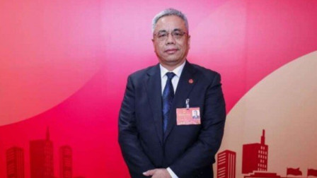 卢克平代表:建议按各省高考人数分配招生指标