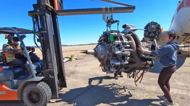 活塞发动机是怎么装上飞机的?这下我终于看明白了,其实挺简单