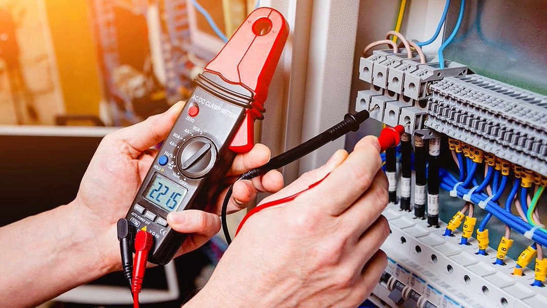 漏电故障太难查,学徒工每次都要请教老电工?技术教你,一学就会