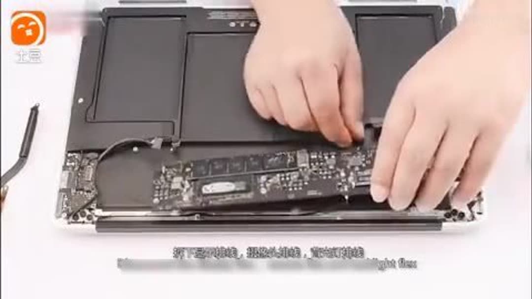 牛人自已升级苹果笔记本内存全过程,看完升级内存不求人