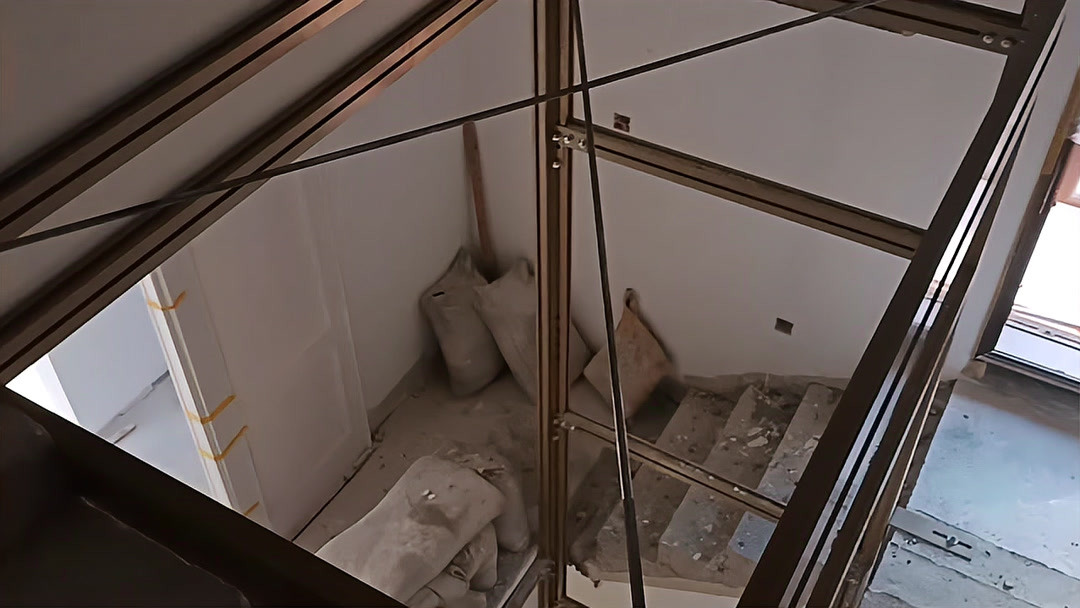 别墅电梯铝合金井道