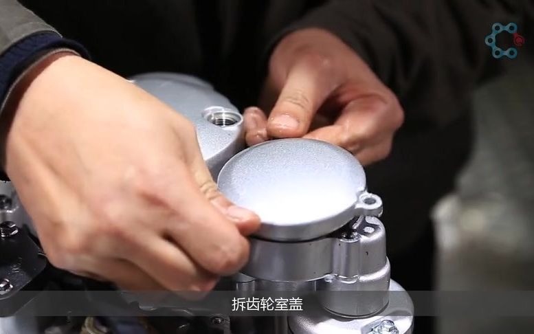 VOGE无极 隆鑫YF300发动机拆装教程2