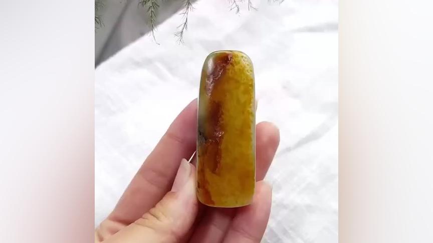 新疆和田玉籽料皮带扣,尺寸55.5*21.8*16.5mm。重38.3g。#和田玉