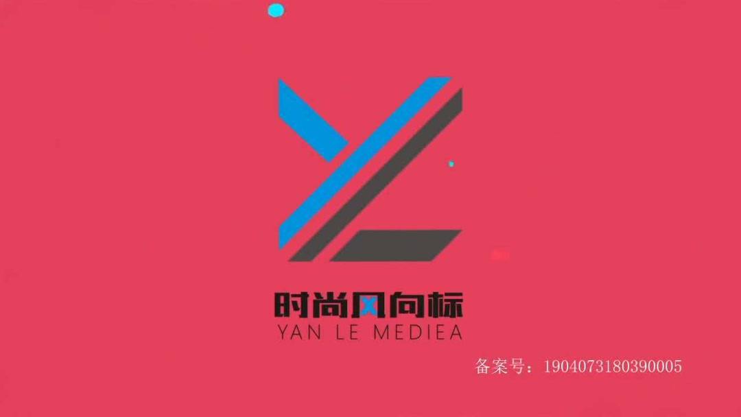 杨幂瘦到连毛衣撑不起来,走红毯滑落