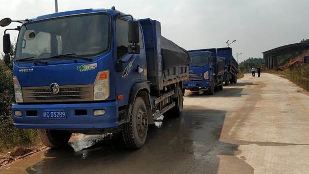 为什么砂场都用这种小型单桥自卸车而不用效率更高的8ⅹ4重型自卸