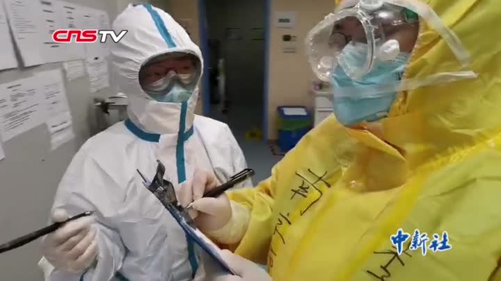 鼻咽拭子标本采集护士:与病毒“面对面”