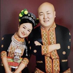 老挝媳妇中国老公 