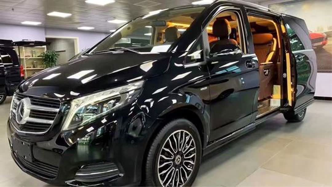 2020款奔驰V260 改装平顶七座商务车 特价现车