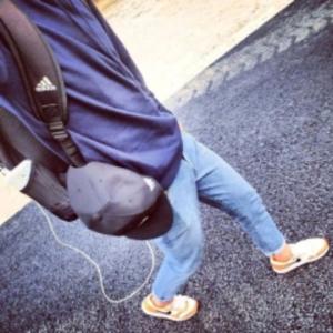 站在岸上的鱼er 