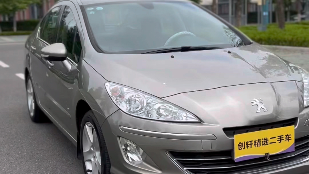2014年标致408,2.0L手动舒适版,品质家轿,3.X开回家。#标致408 #二手...