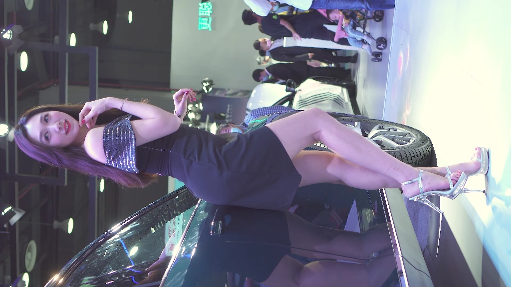 4K 2021广州华南车展 Racing Model 广汽车模03