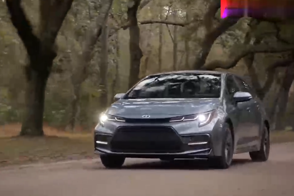 丰田卡罗拉,外观内饰全部更新,这个仪表盘有点帅!