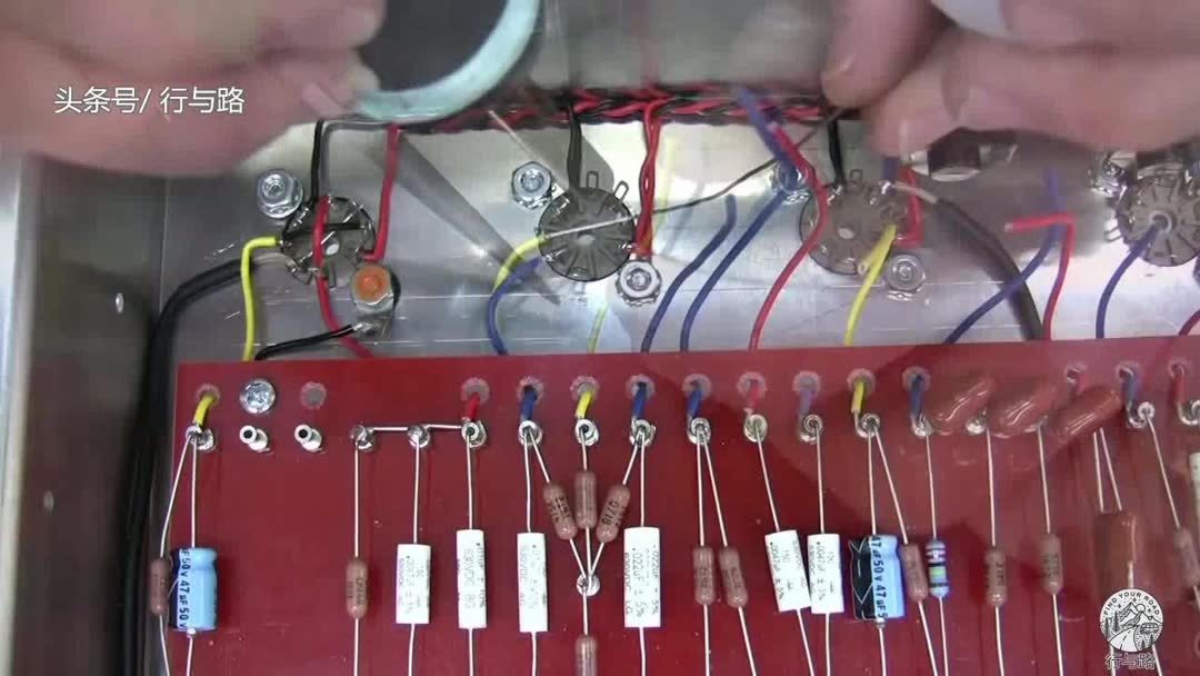 技术牛人手工制作一台电子管音频功率放大器,太牛了!