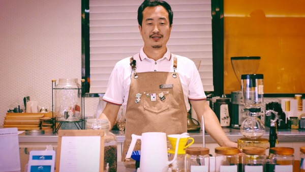 如何用V60滤杯冲煮一杯好喝的手冲咖啡