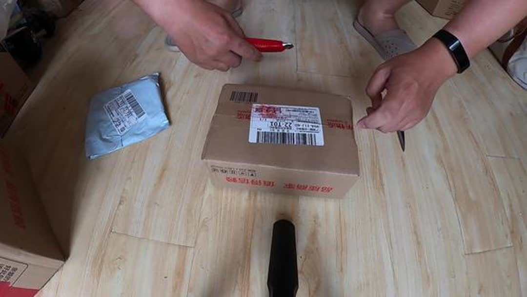 刚刚入手了一台索尼入门微单SONY DSC-WX700,24-720mm超长变焦