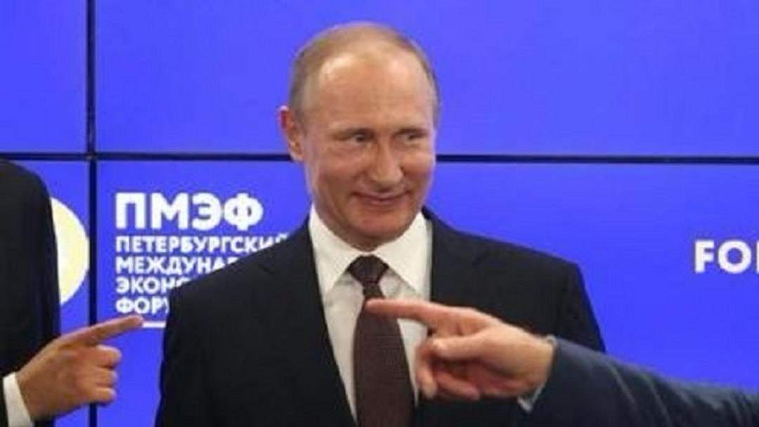 特朗普反对无效!安倍这一决定响彻全球,普京笑了!