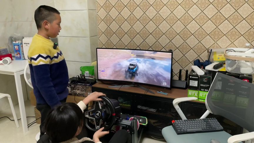 整装待发,弟弟教姐姐#地平线5 #赛车模拟器 #小学生 #日常vlog