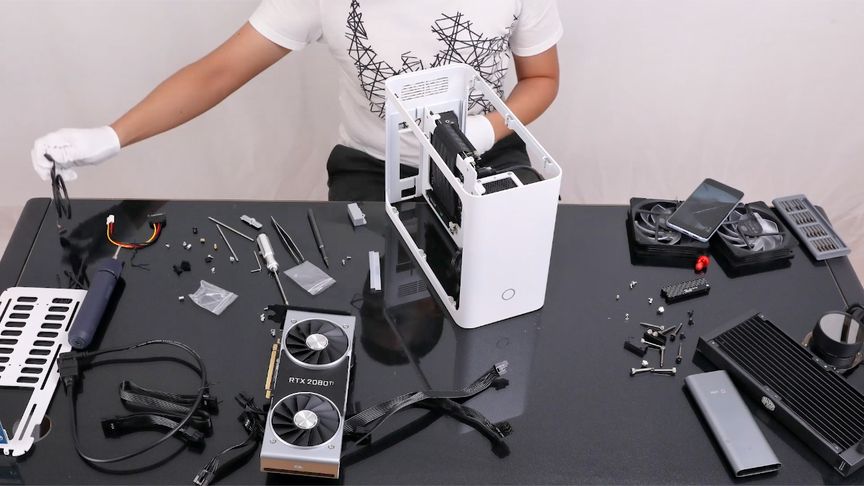 iQunix ZX-1 ITX机箱:论「鸽」这种事情,我们不得不甘拜下风