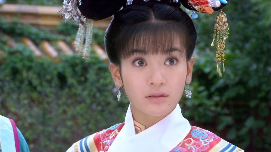 还珠格格:皇上想把尔康许配给小燕子,哪知小燕子一听,直接摔倒