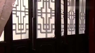 龙行天下:女子守护国家宝藏多年,如今终究见到了国主,冲动极了