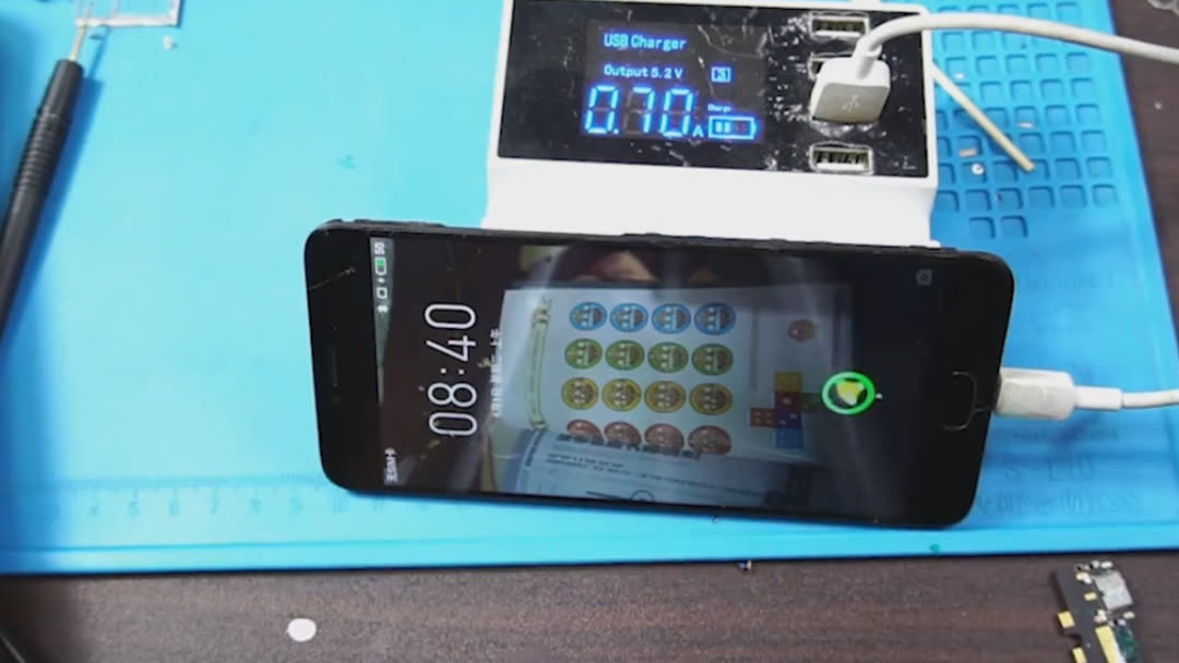 魅族手机充不上电,拆解它焊接一根线就搞定它