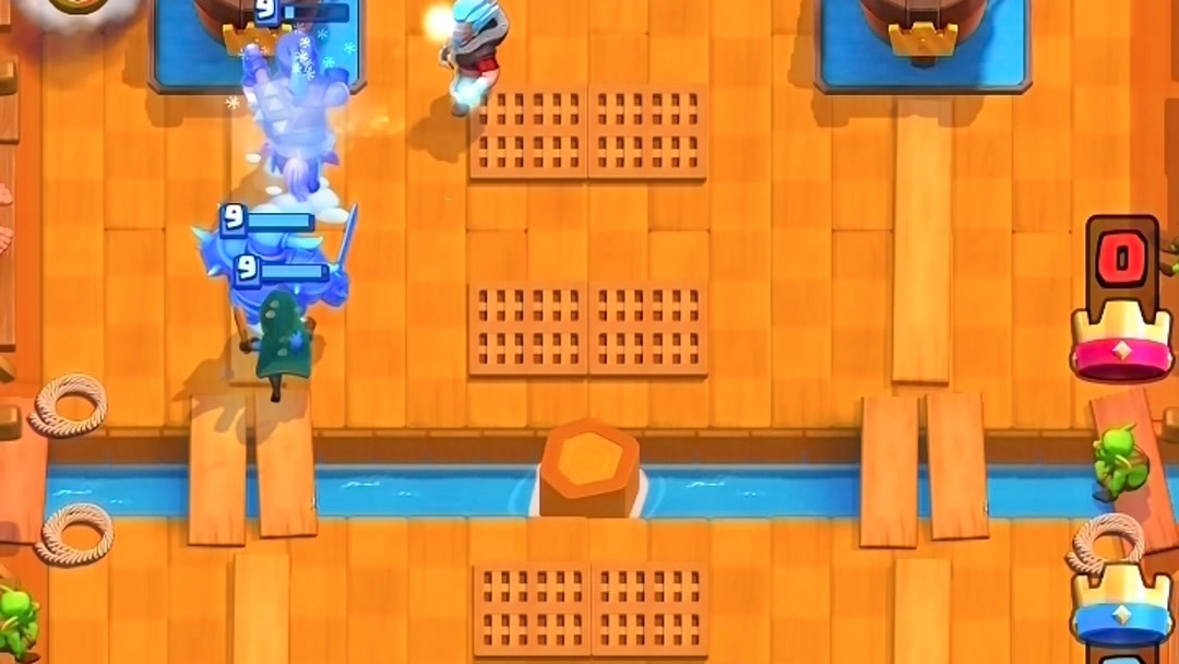 皇室战争 又一个皮卡锤高手 我们改名叫皮卡之家好了 哈哈