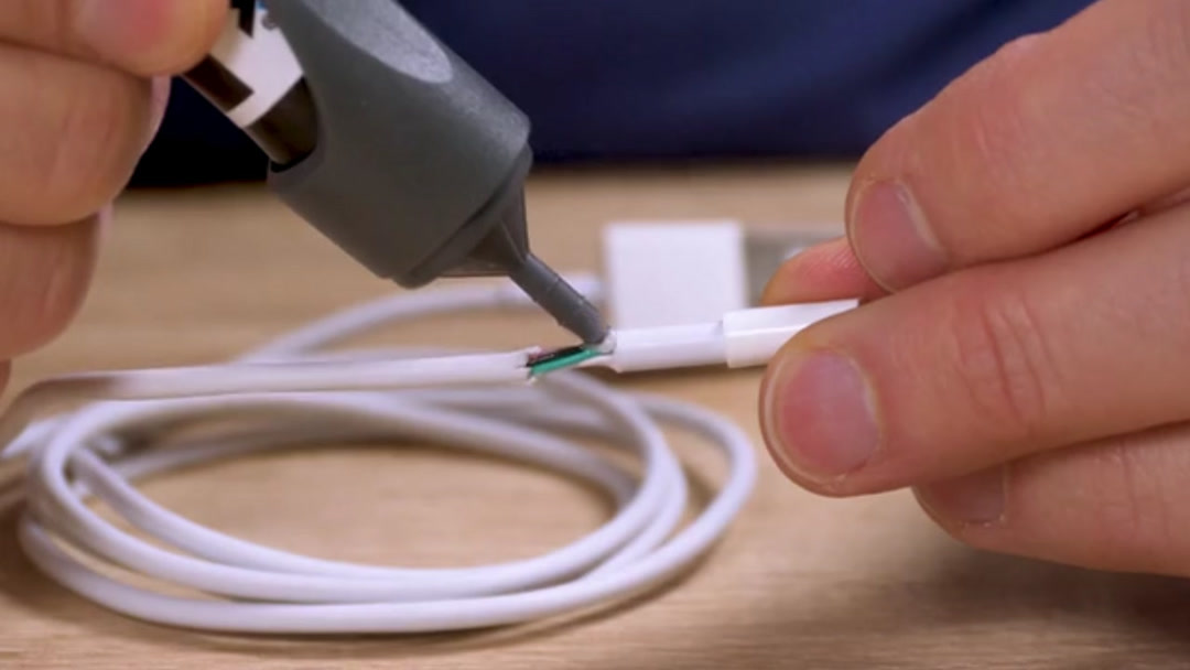 数据线坏了不要扔,用黑科技修复笔画两下,瞬间修复好