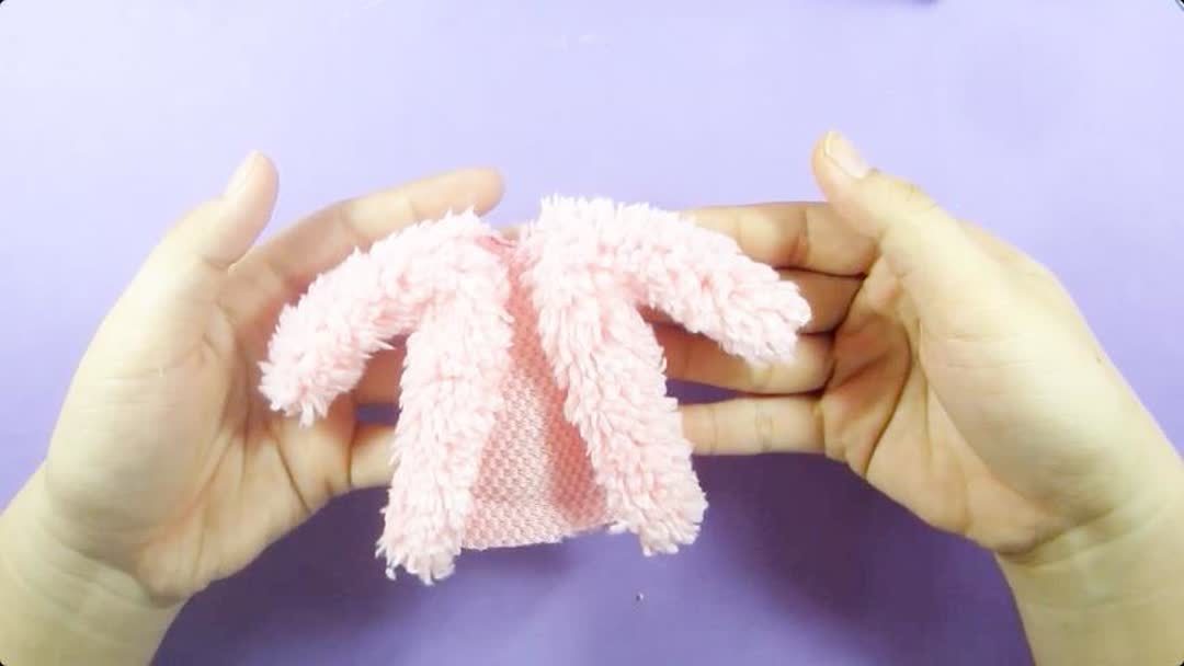 DIY,给芭比娃娃做一件毛绒外套