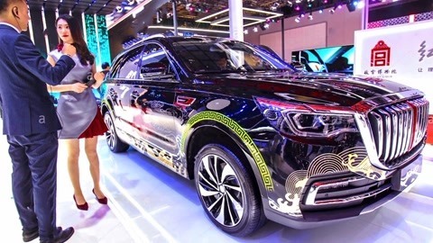 红旗又成功了!新款SUV身长超5米,售价一出,还要啥奔驰宝马!