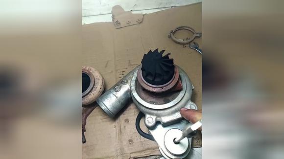 教你拆装维修涡轮增压器