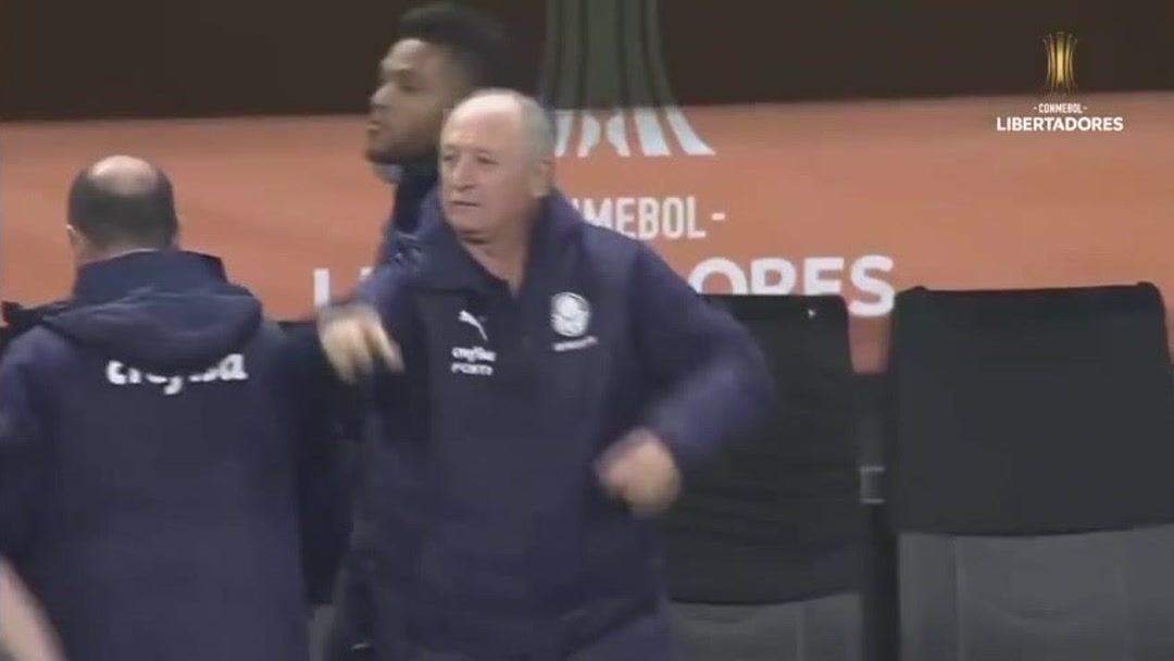 【远程发炮】帕尔梅拉斯中场古斯塔沃·斯卡尔帕被称为 "重炮手" ...