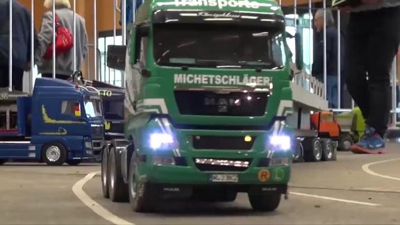 为什么国外RC模型卡车价值数十万一辆?看完才知道确实物有所值!