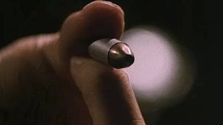 拿手当弹夹发射子弹,没想到威力比用枪还要大!