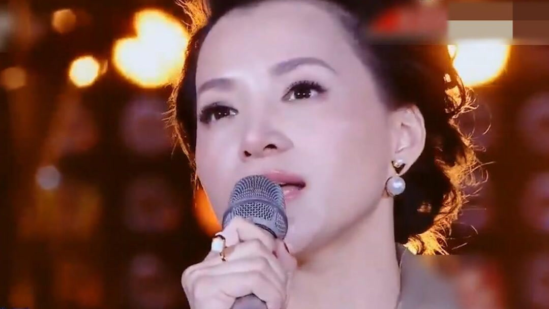 2021跨年晚会最受观众好评的6大节目,董卿回归,岁月不败美人