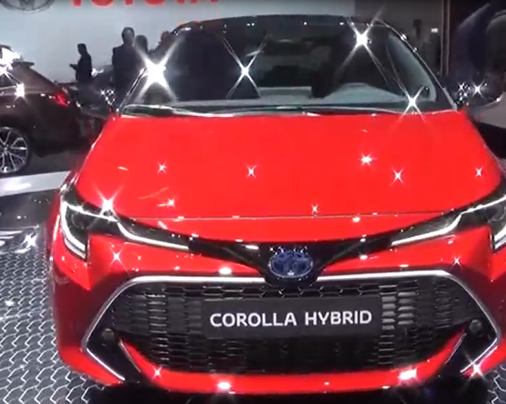 2019款丰田卡罗拉双擎插电混动轿车 漂亮又实用!