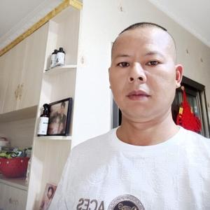 婊子配骚狗 