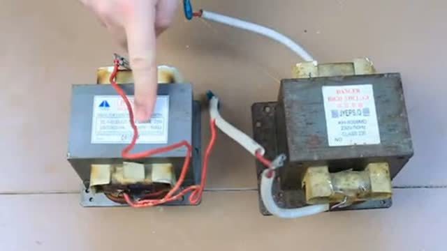 学生发明了一台微型电焊机,放在家里特实用,太值得推广了