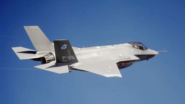 美国宣布重要决定,将北约盟友推出门,普京再次觅得良机