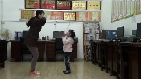 小班亲子操 幼儿园小班教案