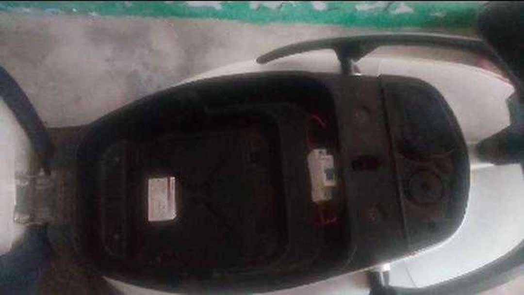 电动车骑行过程中突然断电是哪里出问题?看师傅给你怎样排除。