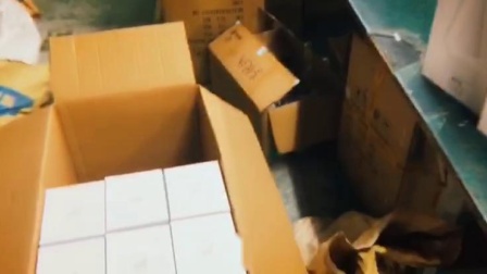 无线充电台灯让手机充电更快捷