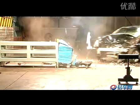 C-Ncap日产轩逸碰撞测试