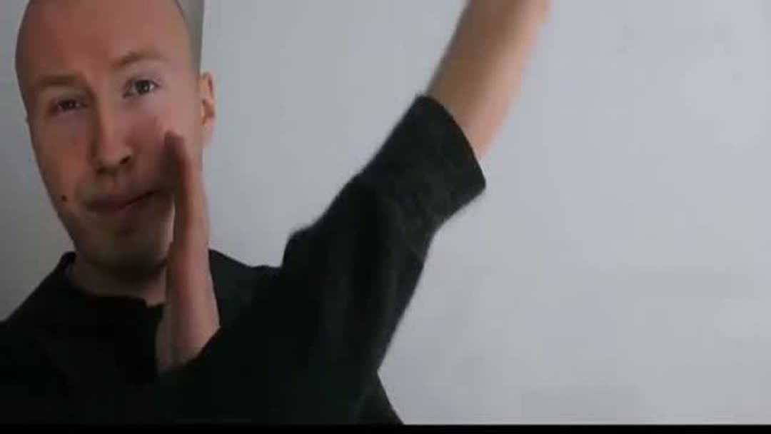 神奇男子口技模仿30种动物声音