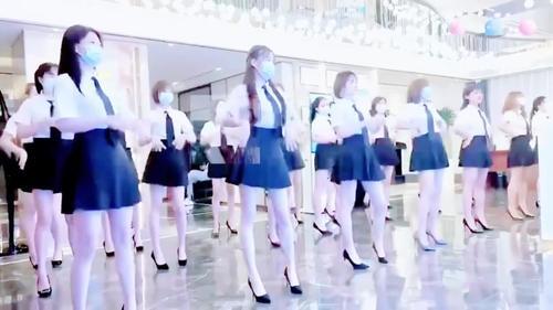 刚刚准备的开业舞蹈,有没有哪位大哥能指点一下?添加一些新的动作