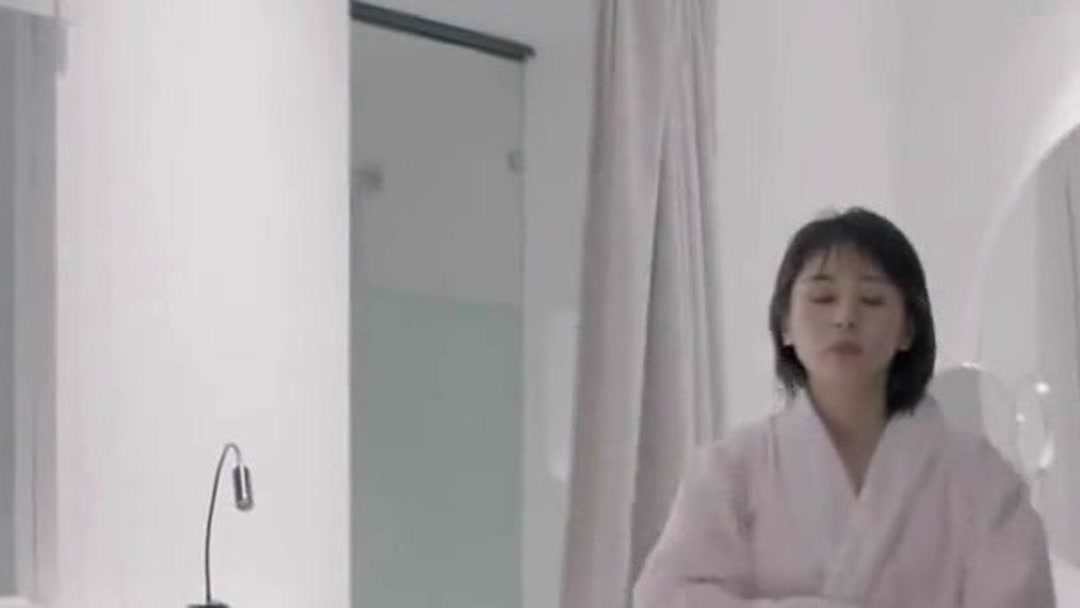 弱弱的问一句不是一个房间门卡怎么打开的