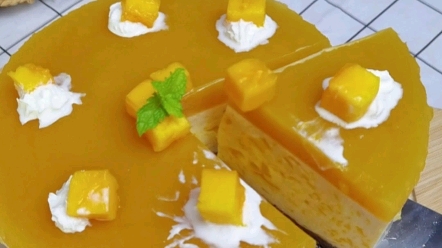 周末宅家里来一个芒果慕斯蛋糕真的太爽啦!做法超级简单,0失败哦!