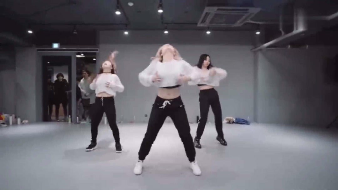 最近超火的《Havana》舞蹈版来啦, 简单易学舞蹈