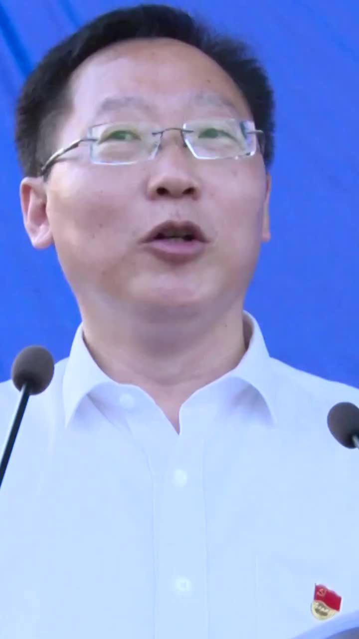 衡水中学校长致辞谈《八佰》:你们是他们的来世,高中没刷新键