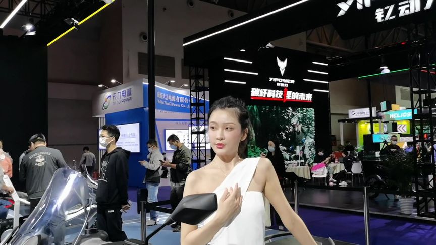 摩博会车模合集(二)#极品身材 #性感丰满 #车模小姐姐